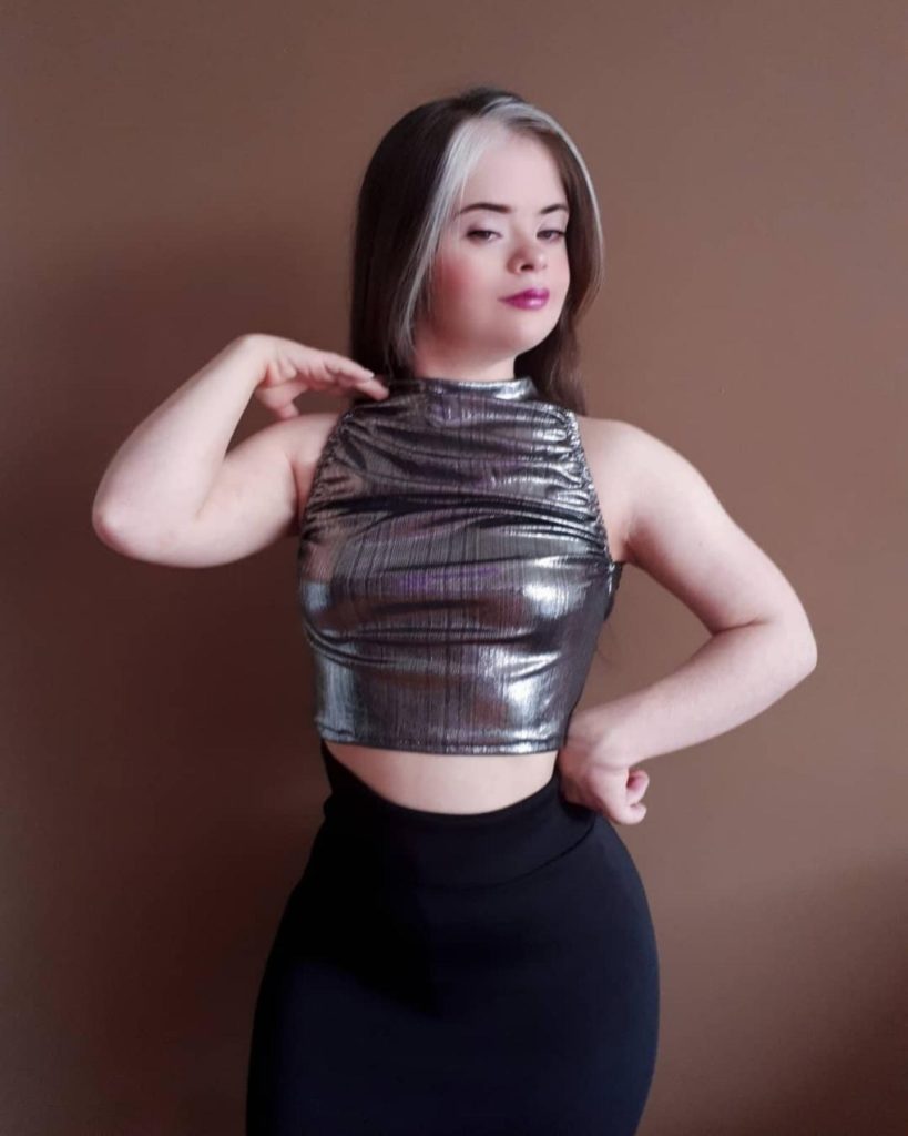 „Ein Mädchen mit Down-Syndrom als Model!“: Das Mädchen mit besonderen ...