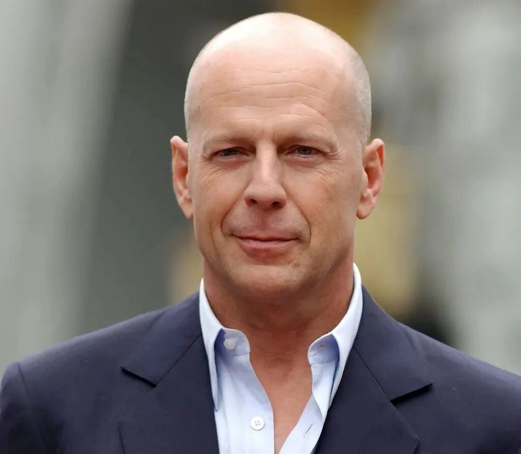 „Gott schütze diesen Mann!“ Die neuesten Fotos von Bruce Willis tauchen ...